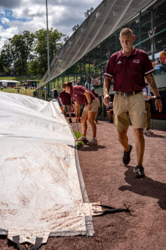 Grounds crew keeps LLWS games running smooth | News, Sports, Jobs ...